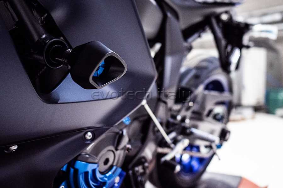 Antishock frame sliders for Yamaha R7 '21-'24